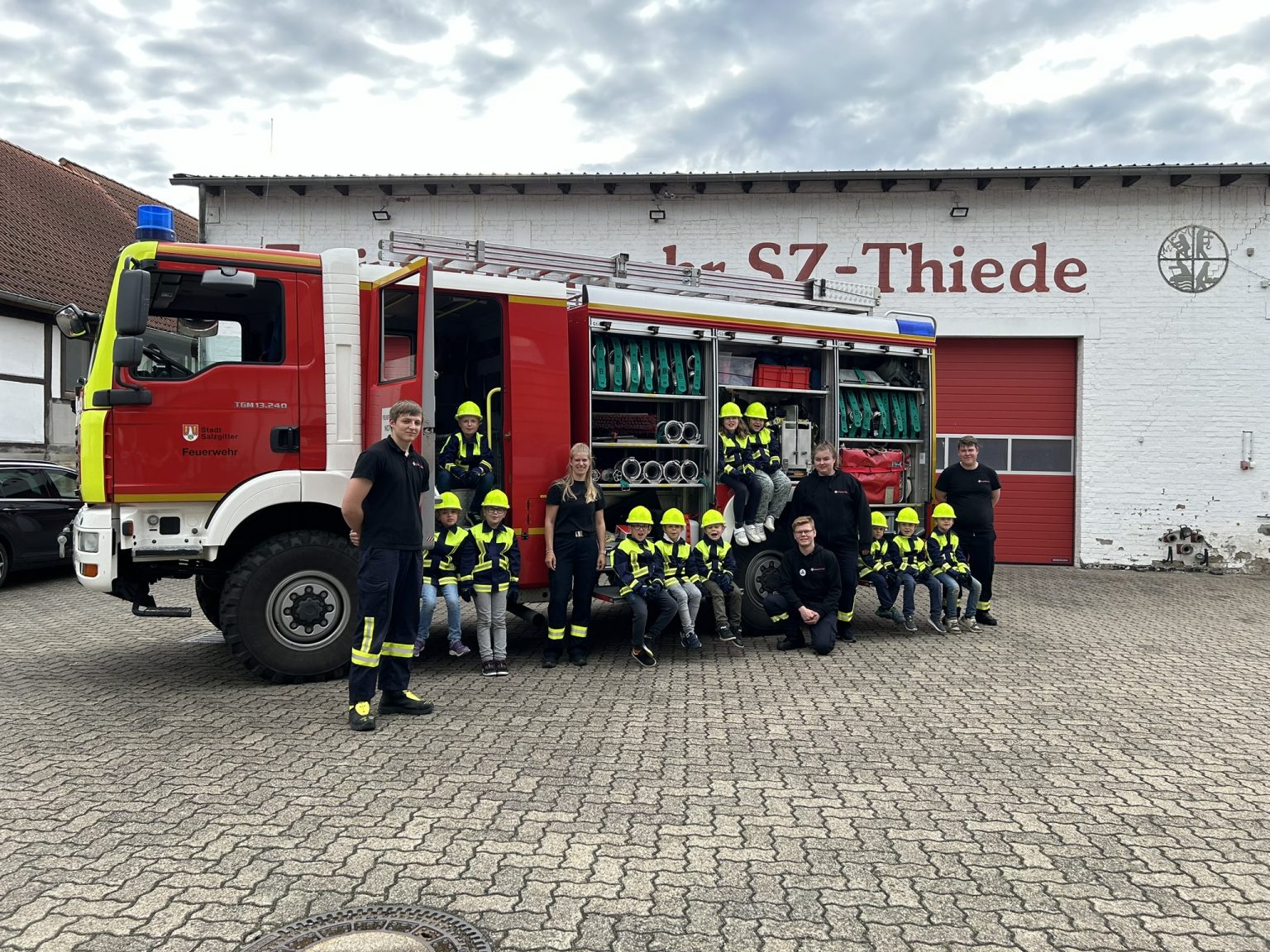 Gründungsfeier der Kinderfeuerwehr • Freiwillige Feuerwehr Thiede